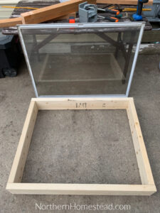 Simple DIY Solar Food Dehydrator - Northern Homestead